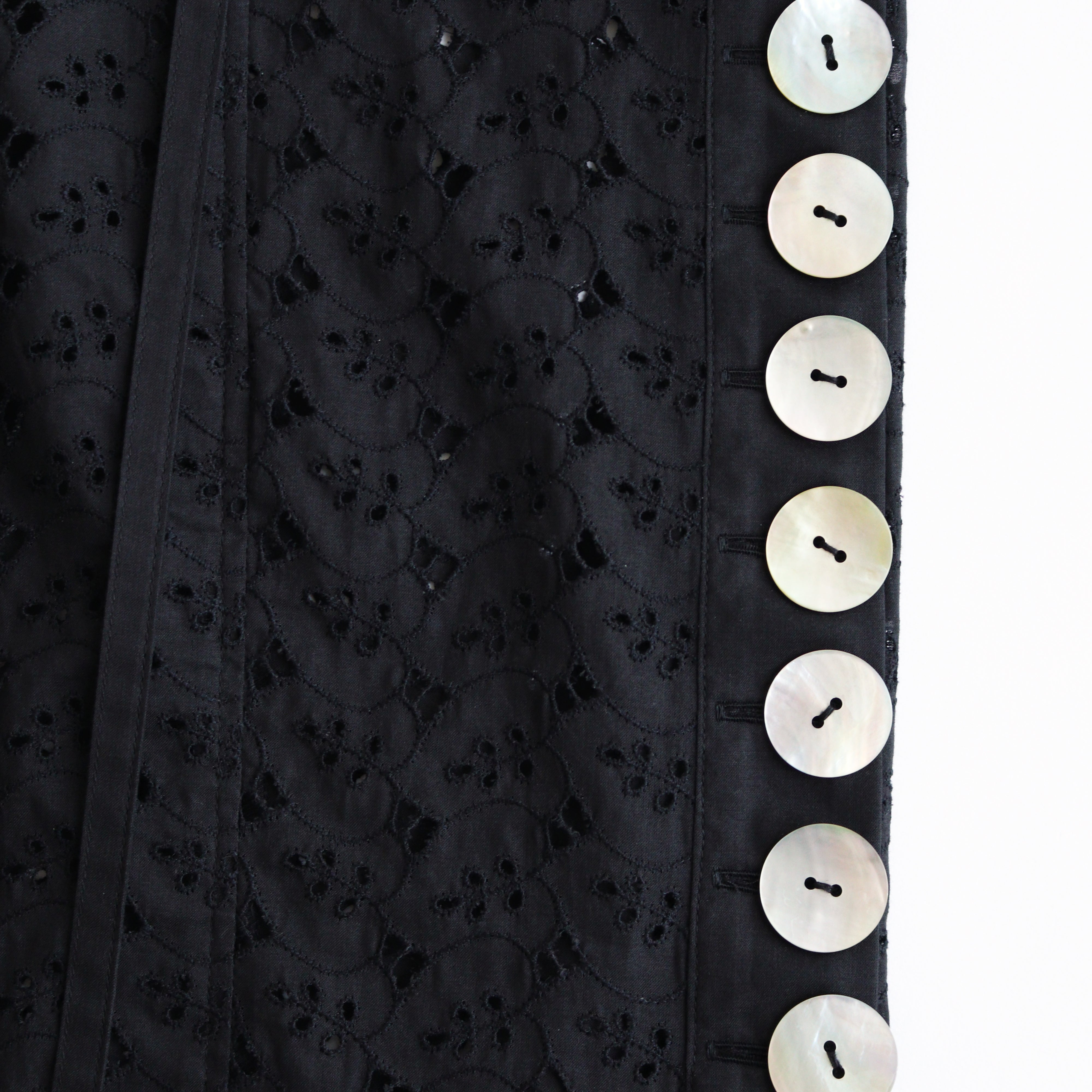 TEARFUL DRESS – DOKODO