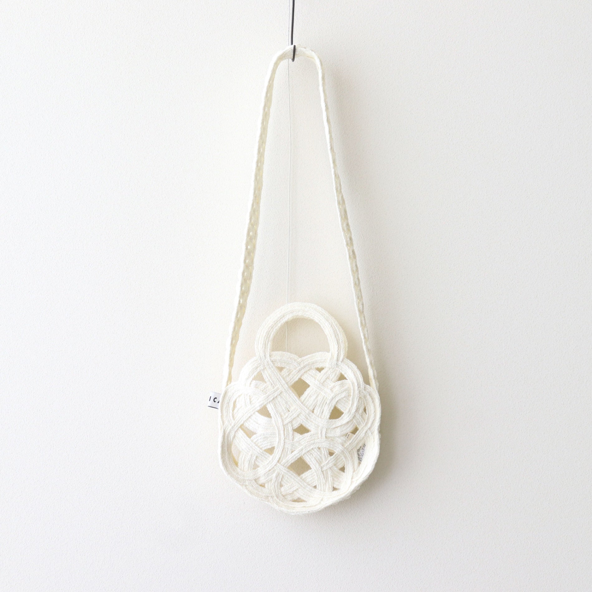 Musubi Handbag #Ecru [oni054] – DOKODO